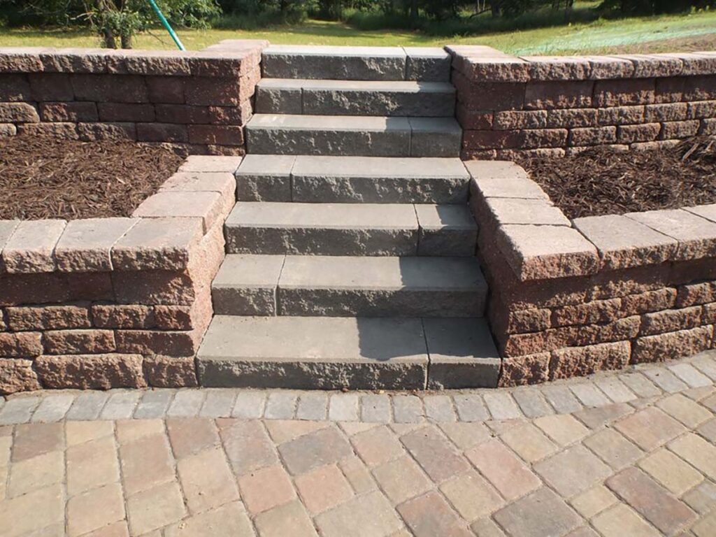 Walkways & Steps - Natural Touch Landscaping